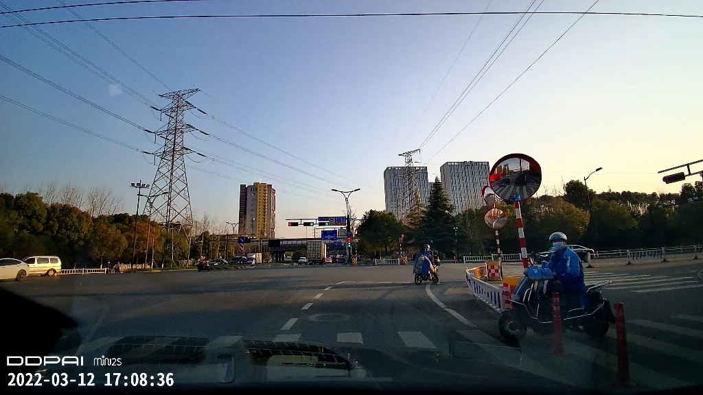 盯盯拍mini2s装车实拍