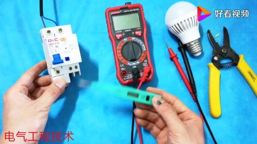 万用表只能查故障?太OUT了,还有一个大用途,很多电工不知道