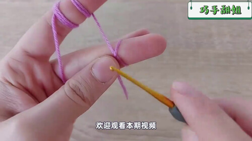 家里的废旧毛线整理一下,钩针编织花朵坐垫,最后效果很是惊艳