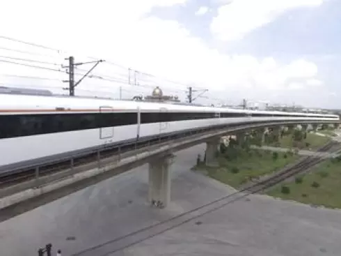 CRH6型动车组环线试验视频