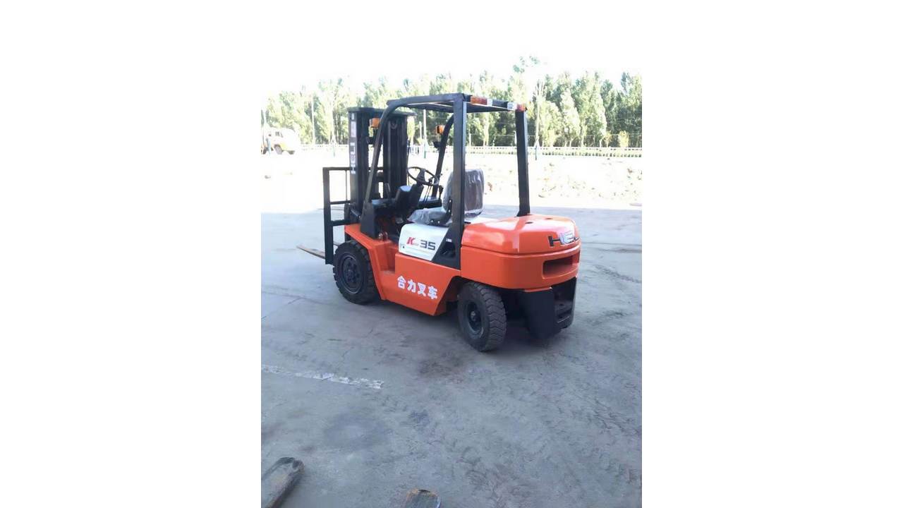 张家界二手5吨叉车市场及价格,二手5吨叉车大概多少钱