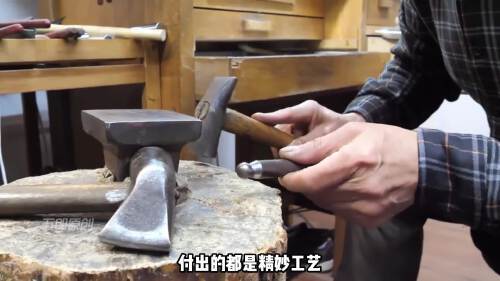 珠宝店的成品钻戒如何而来?由手艺人专业定制,细节把控精益求精
