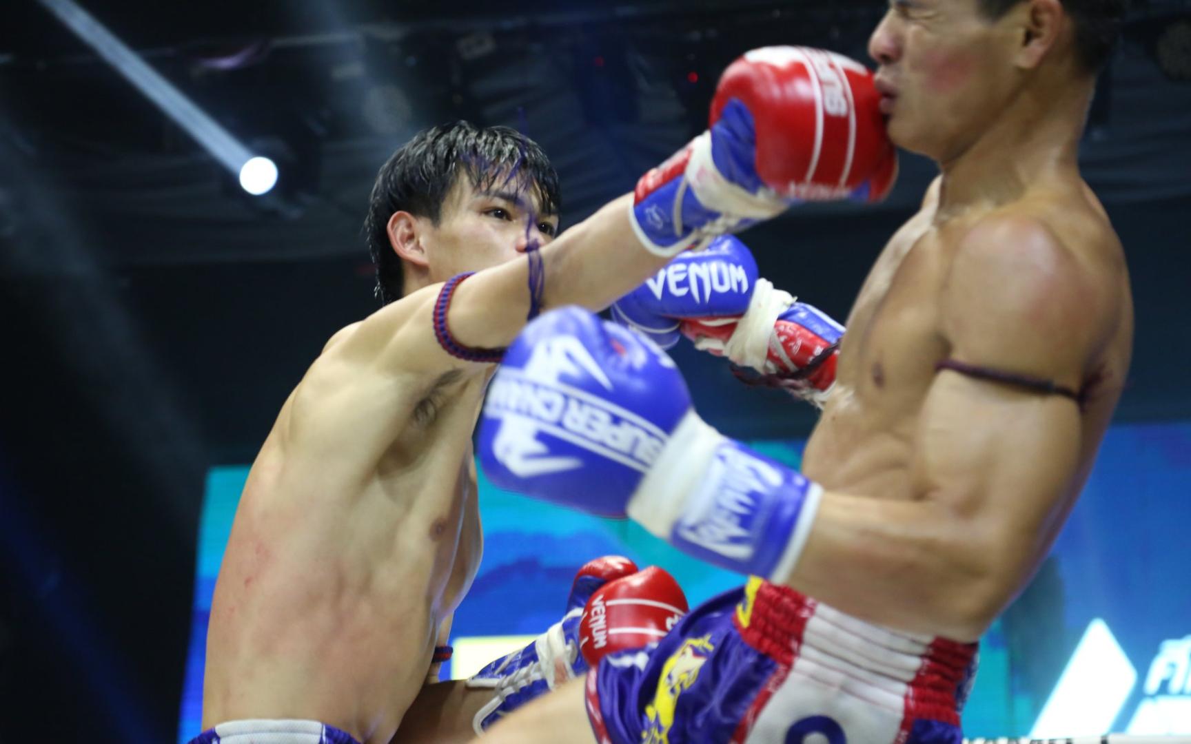 泰拳超级冠军60公斤级泰国选手皮奇特曼vs缅甸选手李莱