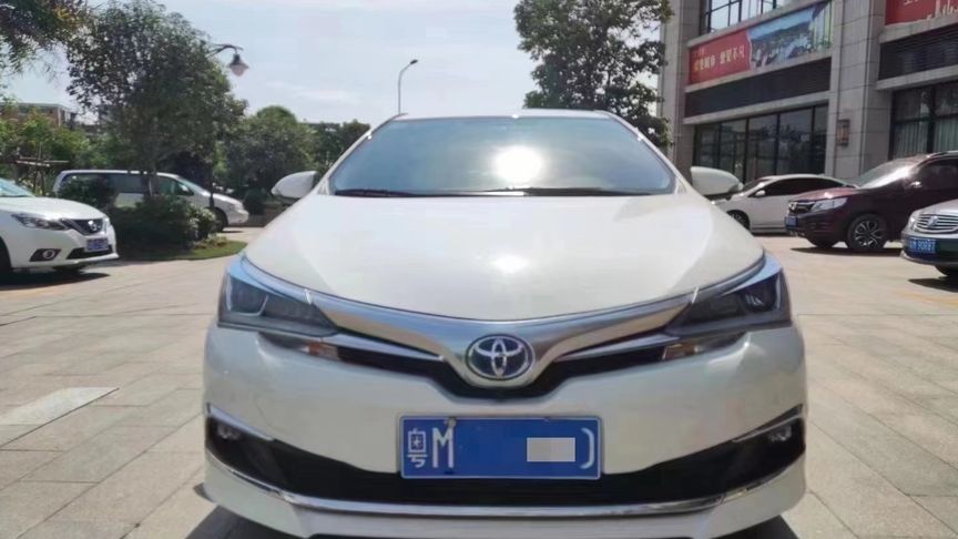 本地一手丰田卡罗拉混动1.8