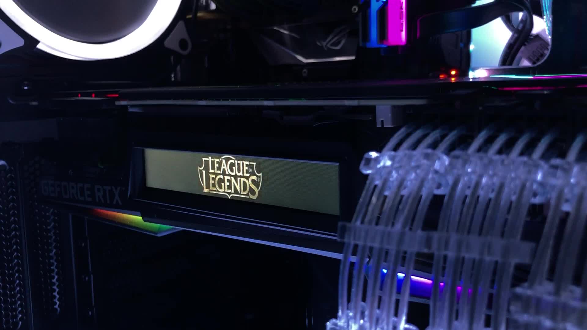 【这个LCD显示屏玩得挺溜的嘛】-投稿