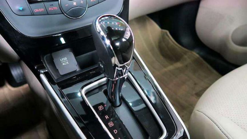 自动挡车P、R、N、D、S、L是什么意思?分别怎么用?