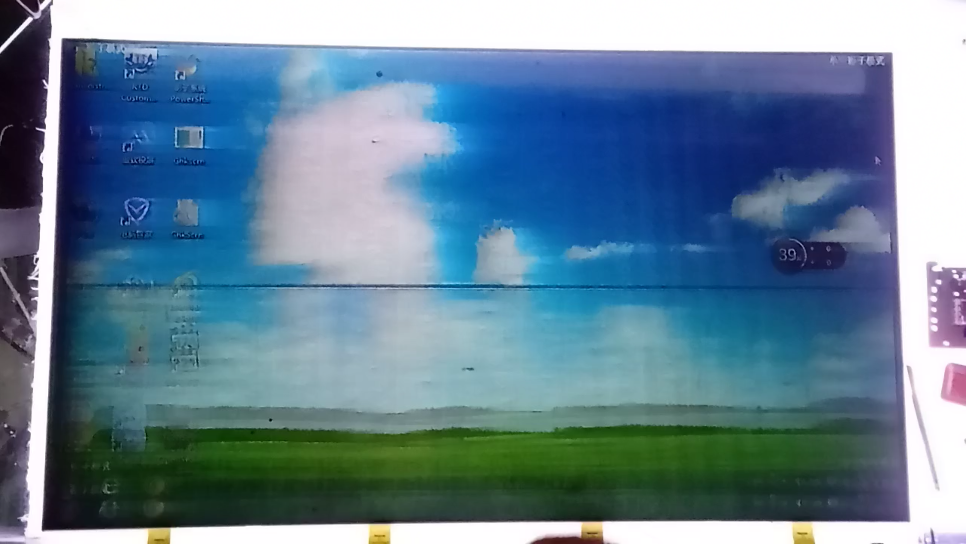 ...LA液晶监视器黑屏不显示,单独检测成像模组是玻璃短路,保守维修完成