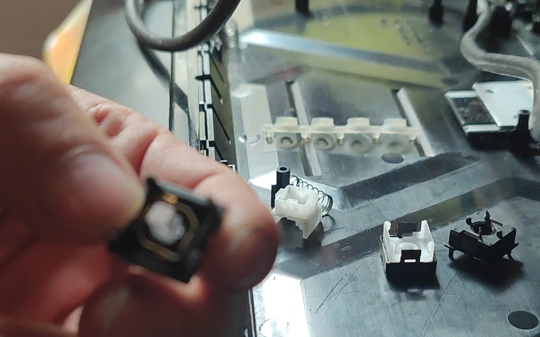 罗技键盘G910按键双击解决方法