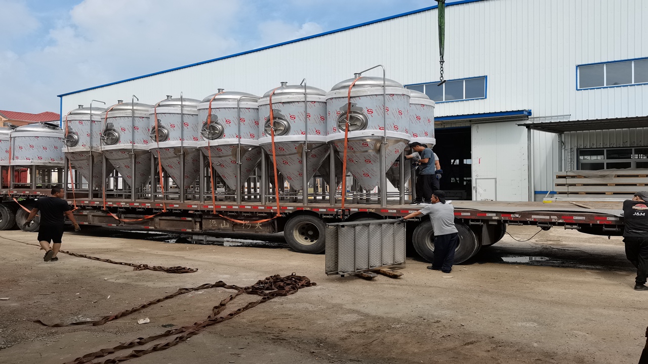 叠罗汉啤酒设备量产,叠罗汉啤酒设备品牌