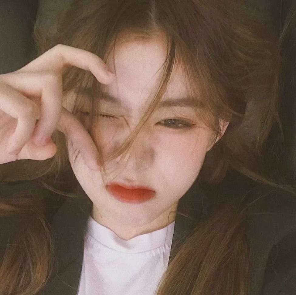 一只会PS的飞鱼 