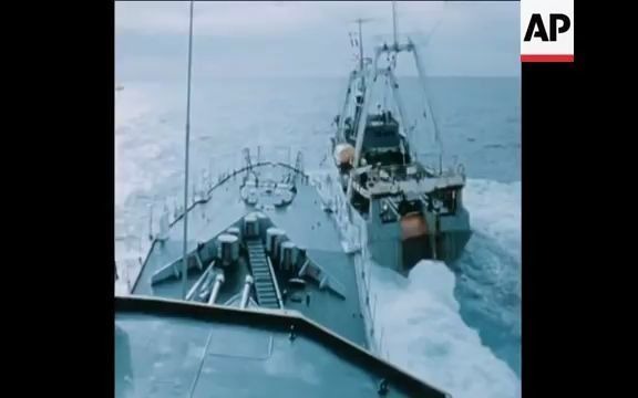 鳕鱼战争-英国护卫舰和冰岛巡逻舰之间的冲突(1976年)