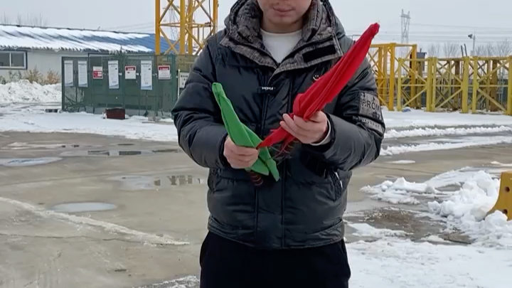 信号工考试,常见旗语动作你会几个?#信号工考证 #旗语 #信号工