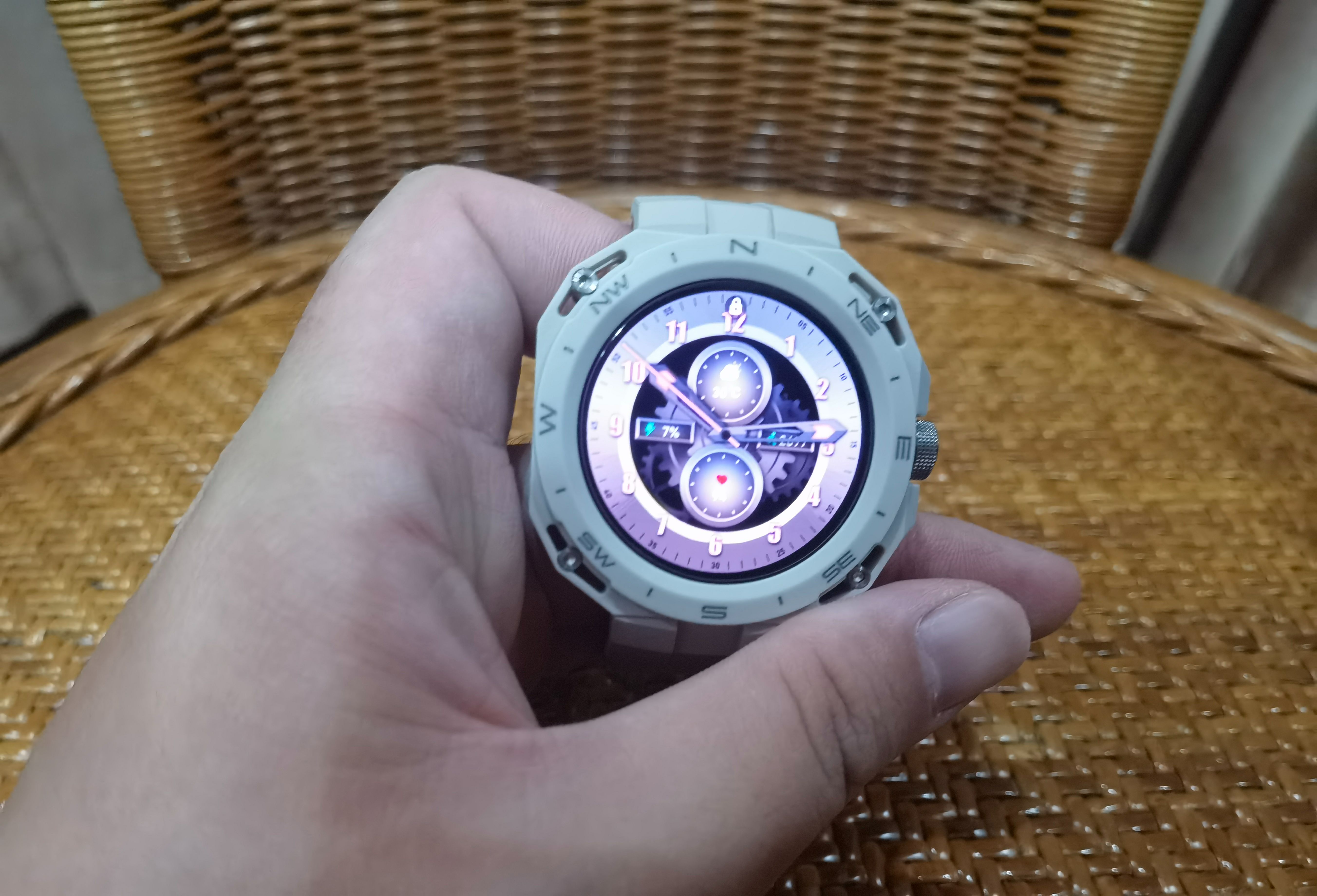 能否玩出花,看你怎么搭!华为watch GT cyber开箱