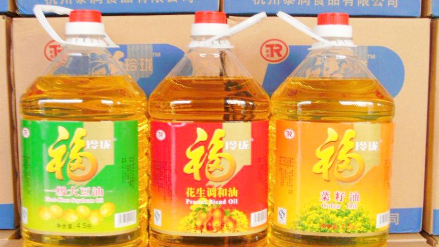 为什么超市里卖的食用油,30块钱就能买一大桶?看完才知背后猫腻