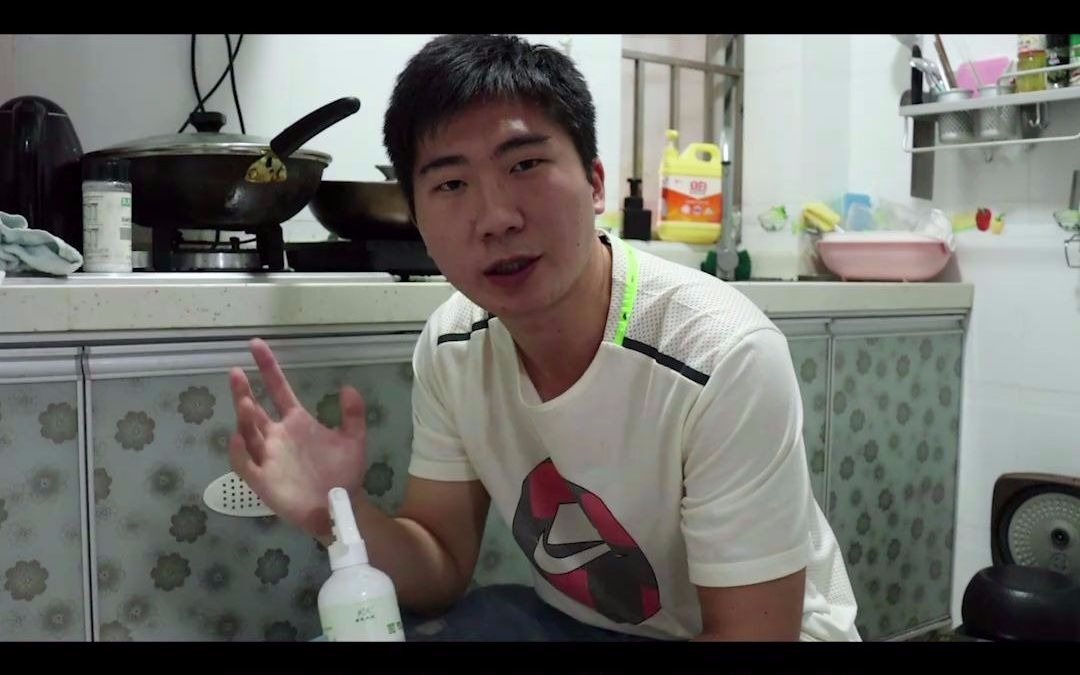 家里的猫食盆怎么进行杀菌消毒?用菌味净可以吗?