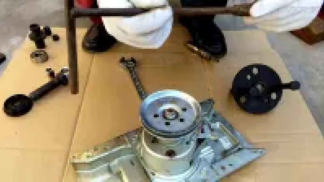 海尔双动力洗衣机更换轴承水封视频