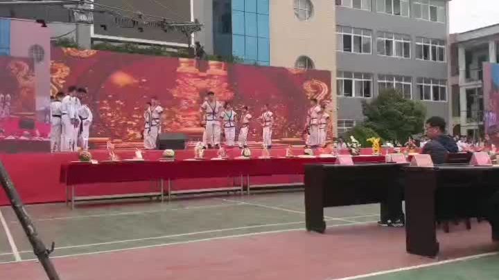 教育局职业教育活动周启动仪式!