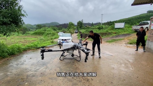 49900元的一台大疆无人机,能吊运也能打药,大家觉得值吗