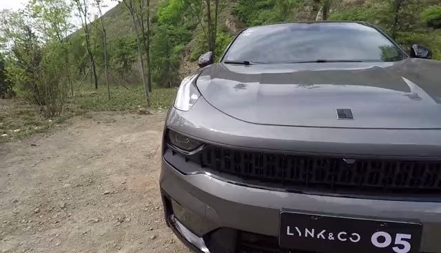 设计是亮点,动力很意外——山路体验领克05