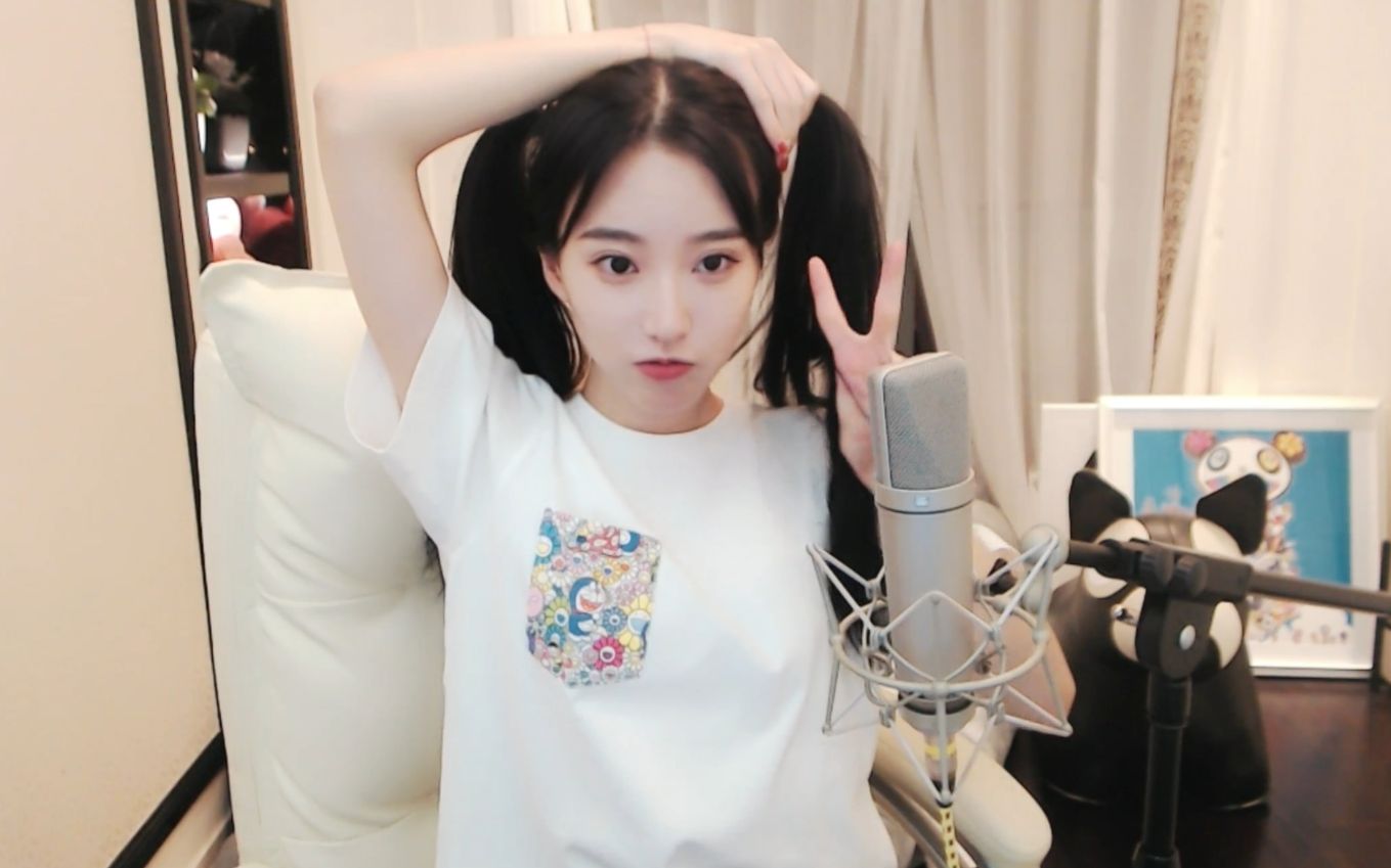 斗鱼-小苏菲2019.7.23录播【xiaosufei】
