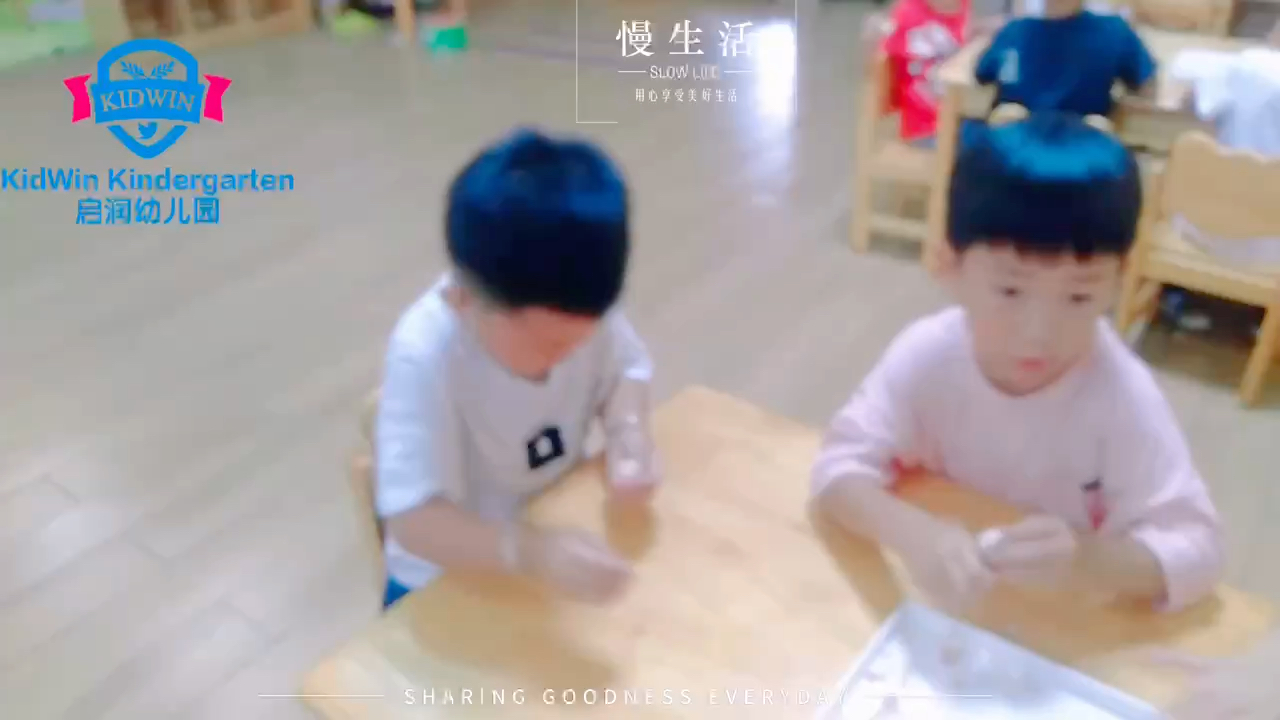 今日种植课—《认识大蒜》✨ 了解大蒜的外形特征✨ 通过学习剥大蒜,...