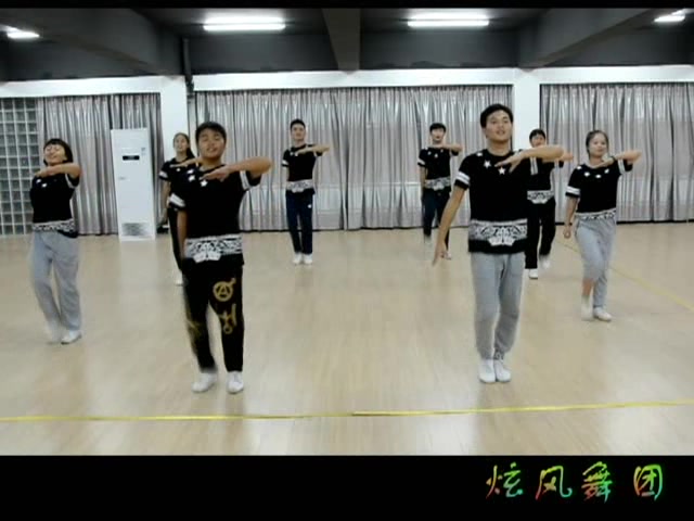 大课间啦啦操——时刻准备着