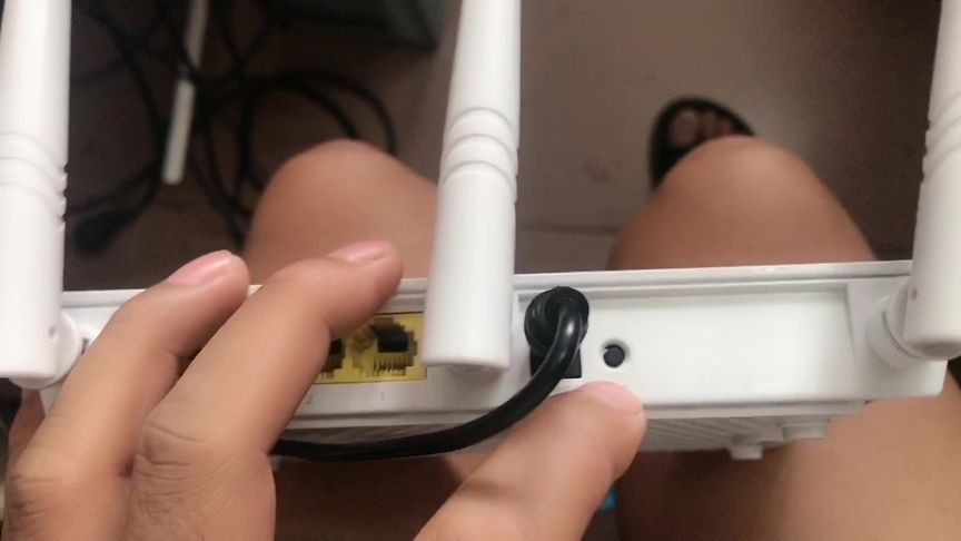 WIFI密码忘记了,别急!小伙教您快速解决!