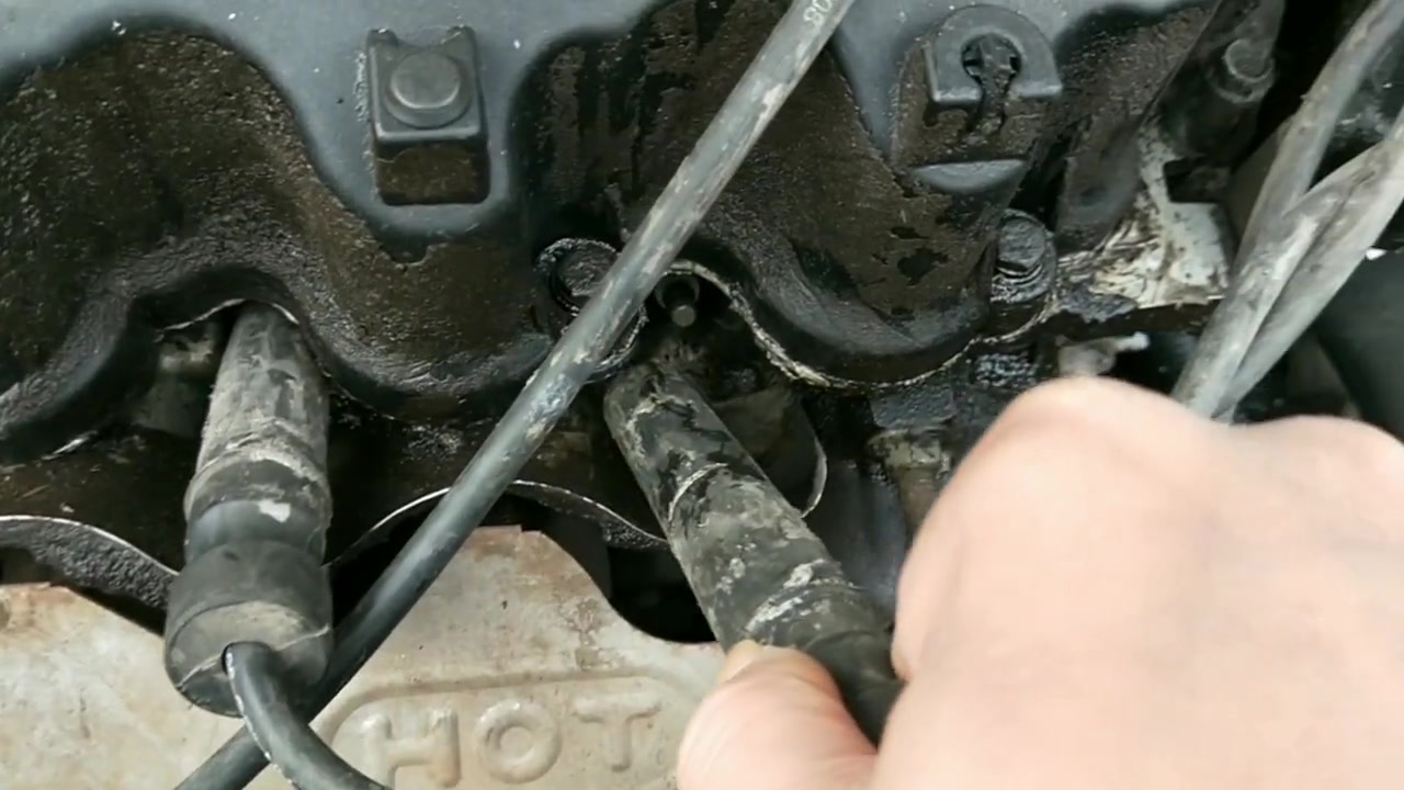 汽车点火线圈关系到发动机缺缸失火?教你一招,一看便学会。