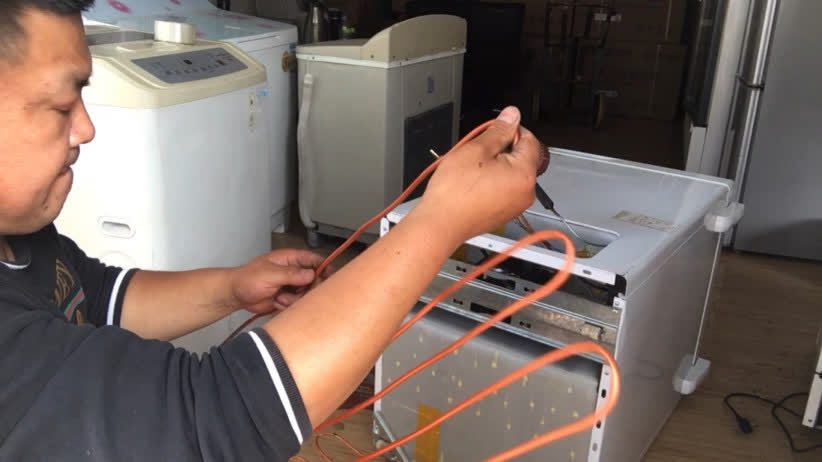 小冰柜高压内漏为了美观盘管到冰箱底部、盘的烂冷冻很是好杠杠的