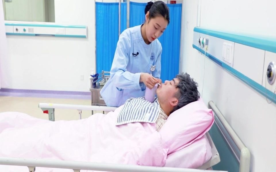 老年照护初级——第三章 进水照护操作视频(江苏护理职业)