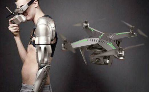 残疾小哥,做了个带无人机的假肢,有人表示也要断臂