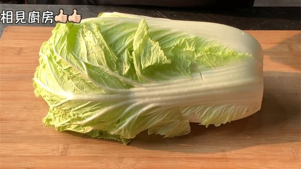 白菜怎么做好吃呢,我经常这样做,简单又解馋