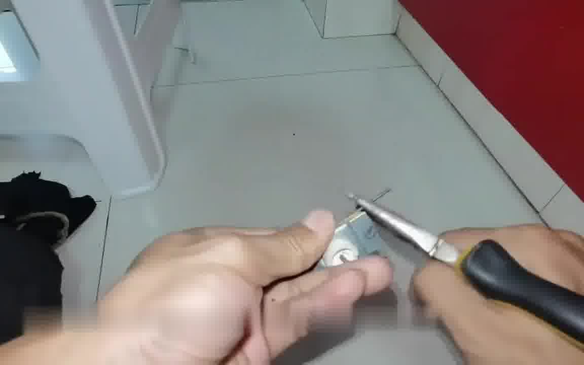 依玛燃气壁挂炉出现10