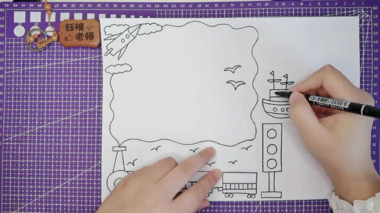 【简笔画】“交通安全”手抄报,它来咯!