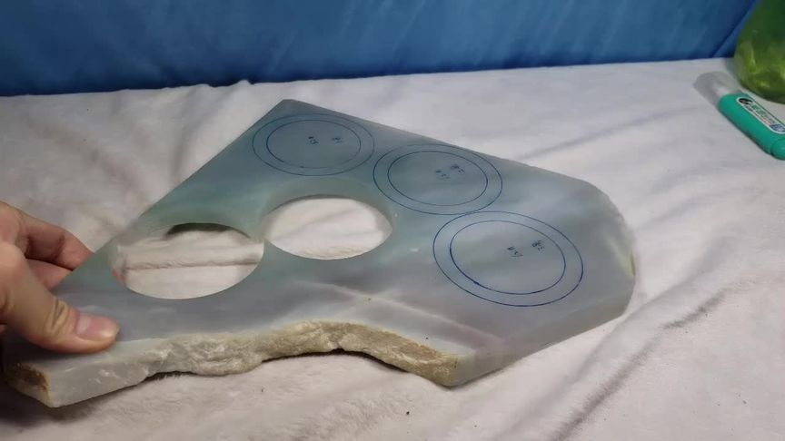 翡翠从原石毛料到制作好的手镯过程分享,一看究竟!