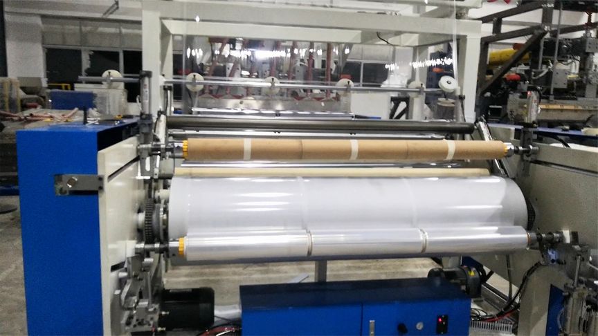 新塑WT65/90/65-1850MM三层共挤缠绕膜生产线