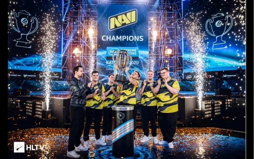 CSGO职业选手都在使用什么鼠标和鼠标垫