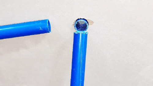 PVC管从根部折断,另一半卡在墙里接不上弯头怎么办?其实很简单