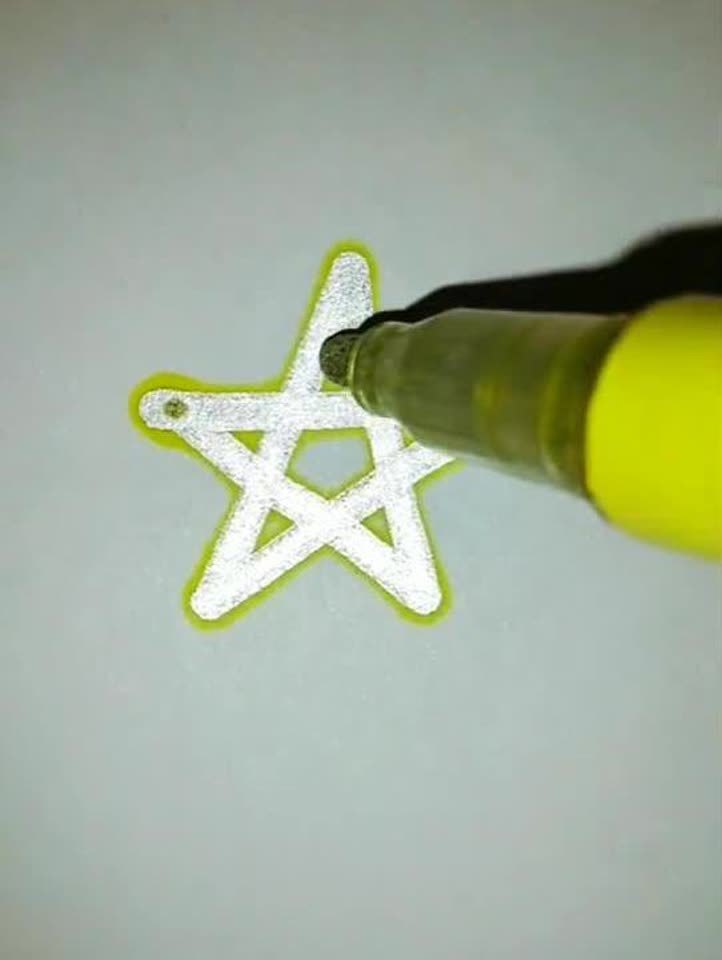 这样画五角星秒会哦!简笔画教程