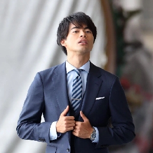 雪糕再不吃就凉了 