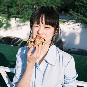 爱是最无用的东西 