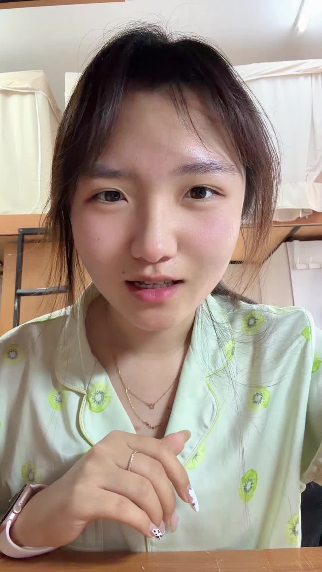 不爱熬夜不爱吃辣的别看了哈哈 #大学生 #日常唠嗑 #内容太过真实