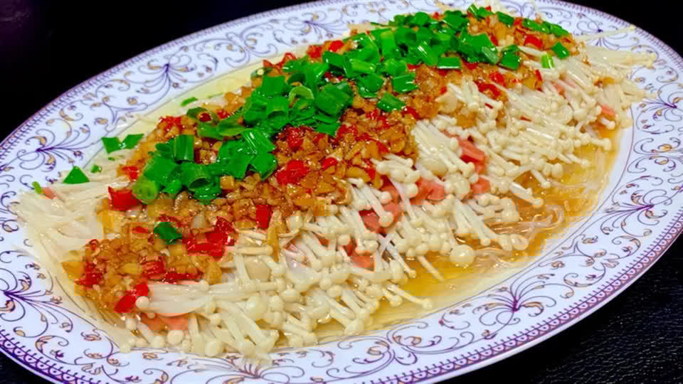 2分就学会蒜蓉金针菇做法,香辣又开胃