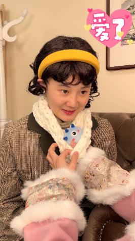 用手指就能织的围巾快给心爱的人安排上。#手工 #手指织围巾 #宝藏...
