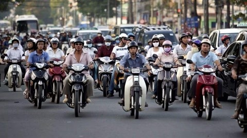 摩托车缴了税上了牌,为何还是被禁行?非要买汽车不可?