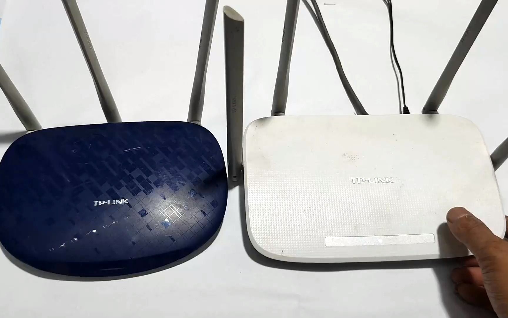 家里房间多wifi信号特别差,教你一招无线桥接,再也不怕没信号