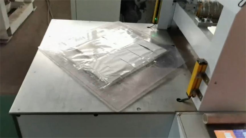 全自动旋转90度裁切机 自动旋转切片机 全自动纵横裁切机