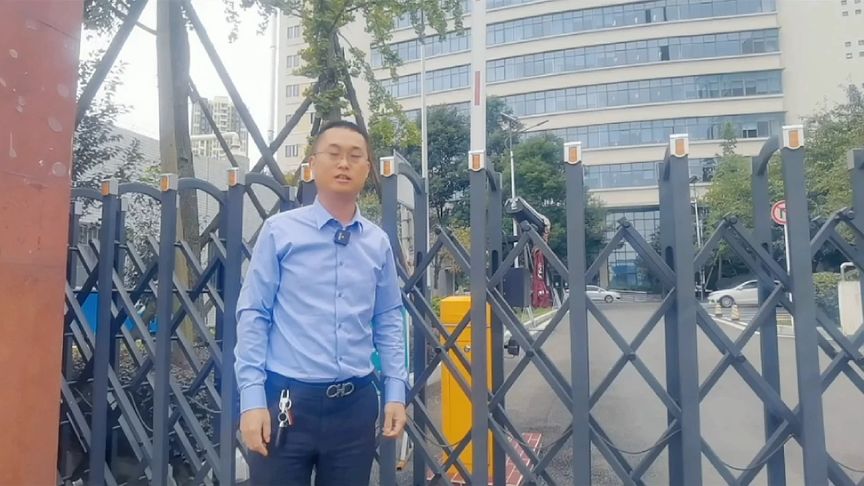 电动伸缩门异响处理办法