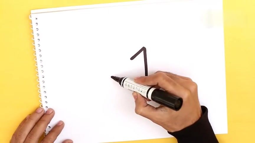 数字1-5简单画几笔,就可以变成卡通鱼!