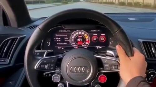 手动换挡才有感觉,我的换挡拨片还没怎么用过,真的是不能再懒了!